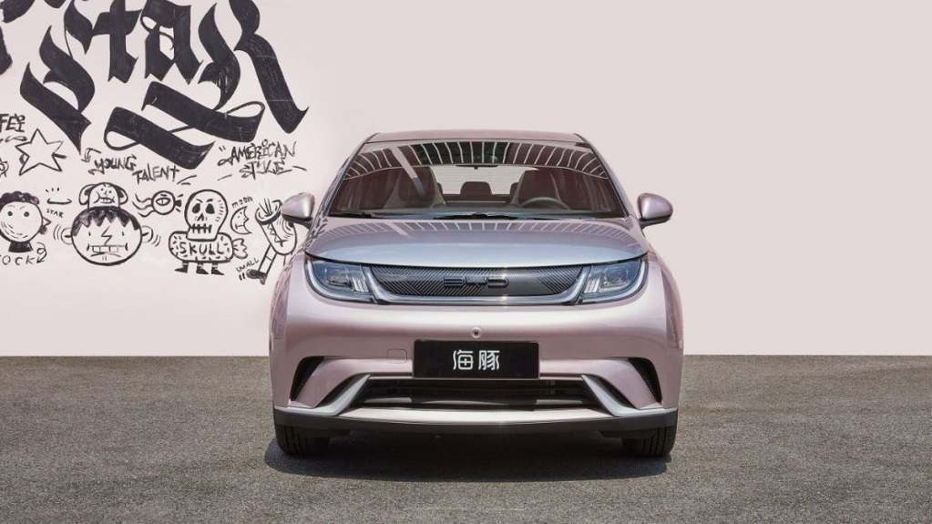 BYD terá elétrico compacto e "barato" no Brasil