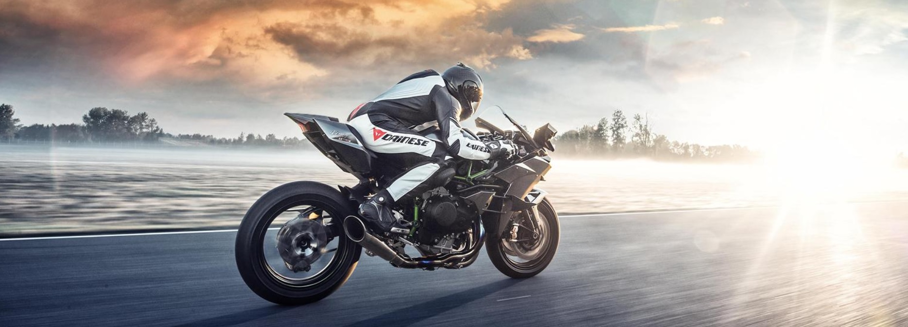 Kawasaki Ninja H2R 2023 é lançada no mercado europeu